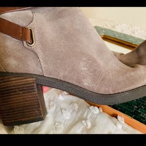 MICHAEL Michael Kors | Shoes | Michael Kors Fawn Suede Boot Size 85 | Poshmark